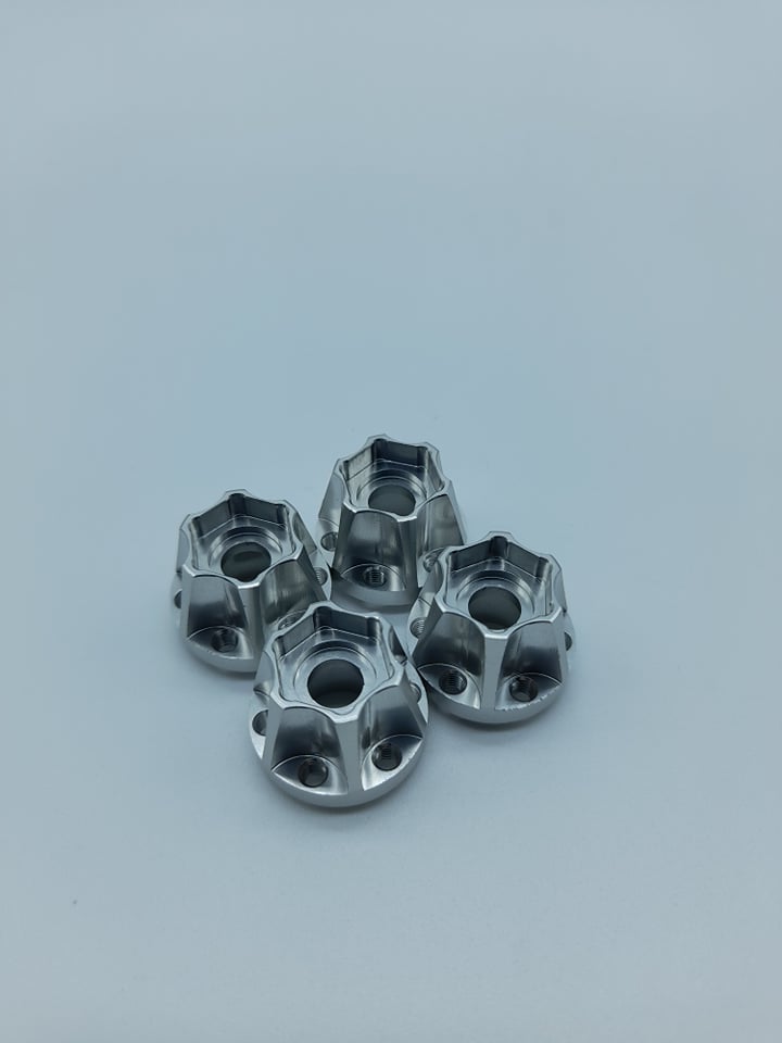 17mm – Set of (4) Wheel Extensions Silver (HEX17) – WAG Radio Control